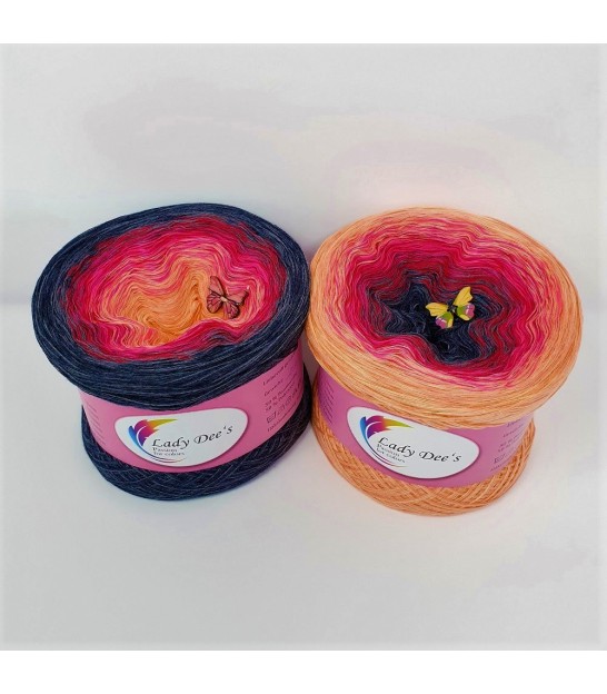 Dezember Bobbel 2021 - 4 ply gradient yarn - Lady Dee´s Traumgarne Export