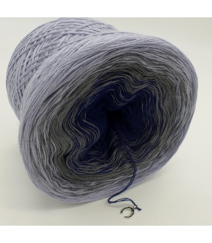 Blue Velvet - 3 ply gradient yarn - Lady Dee´s Traumgarne Export